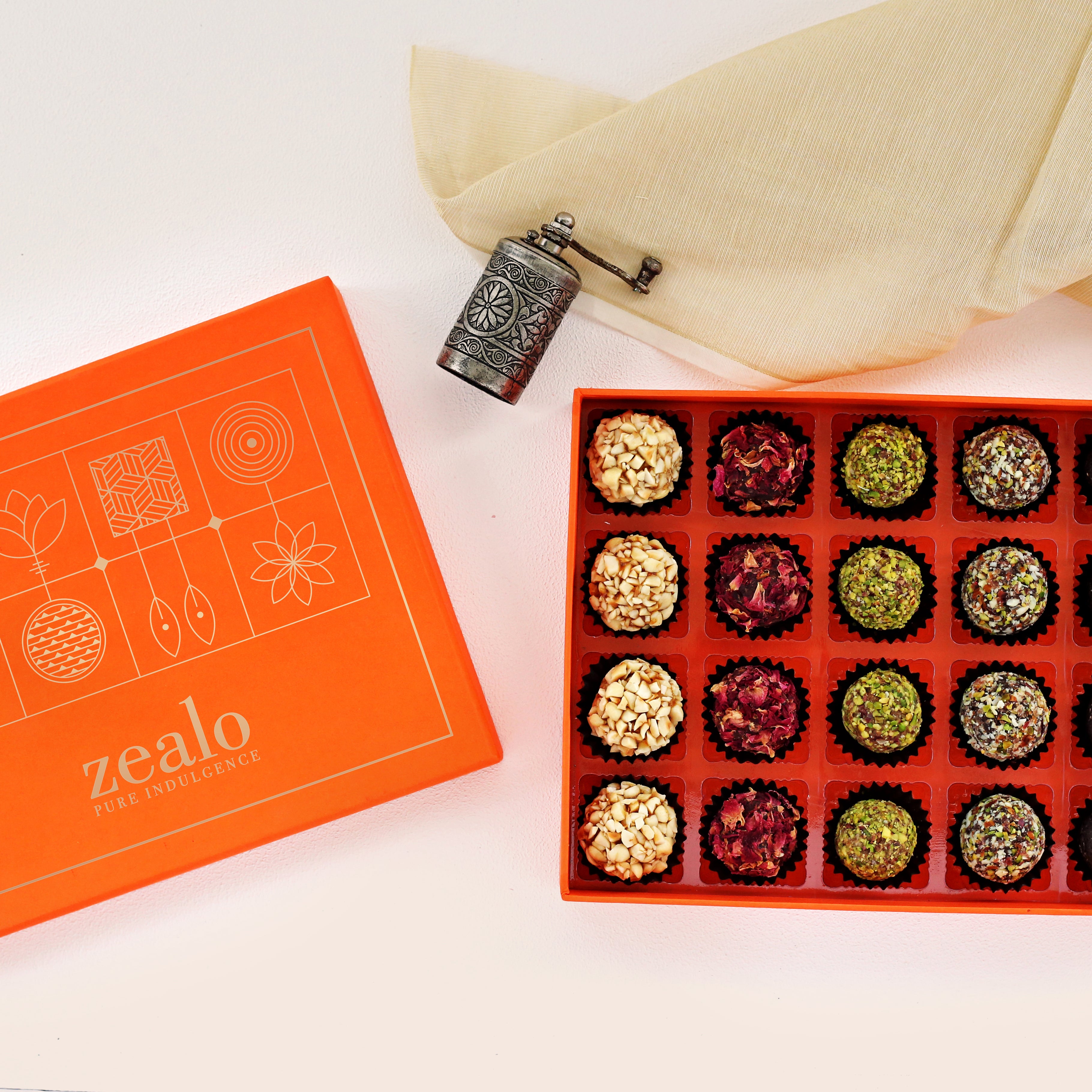 Zealo Foods | Dry fruit gift boxes online in India